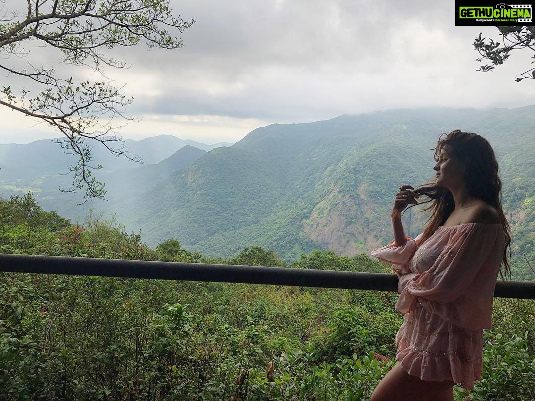 Anveshi Jain Instagram - 💖 Marbela Beach. - Gethu Cinema