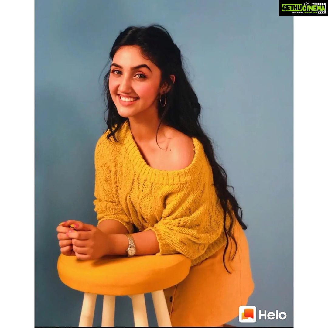 Ashnoor Kaur Instagram - Escape the ordinary Koi nahi!!😁 . . For more exclusive pictures and ...