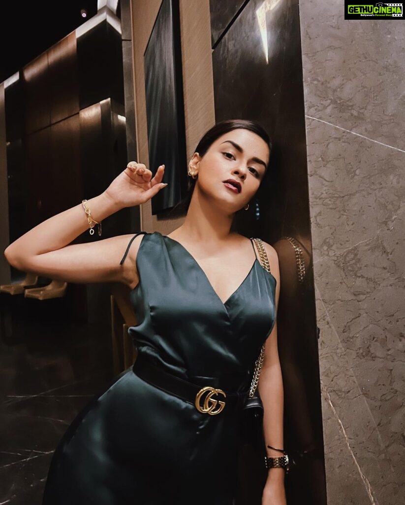 Actress Avneet Kaur HD Instagram Photos and Wallpapers December 2021 ...