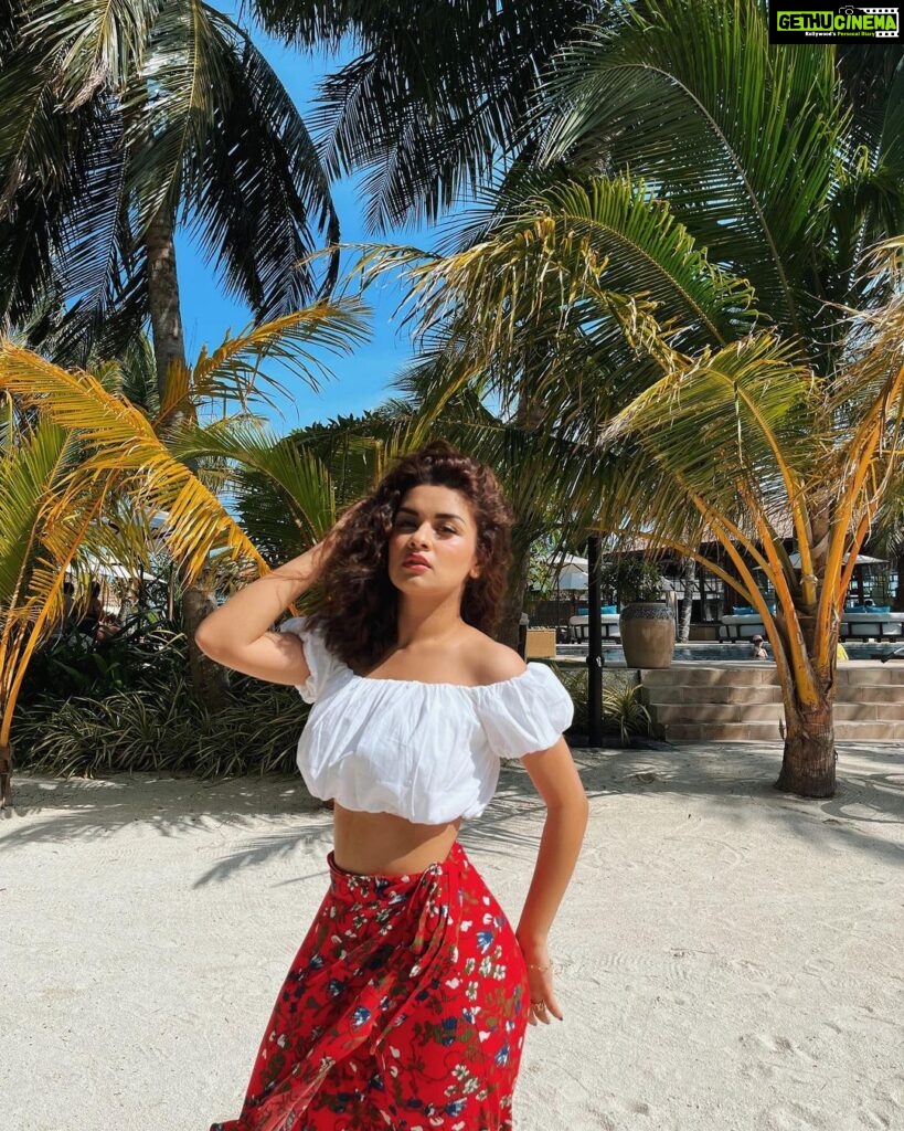 Actress Avneet Kaur HD Instagram Photos and Wallpapers June 2022 ...