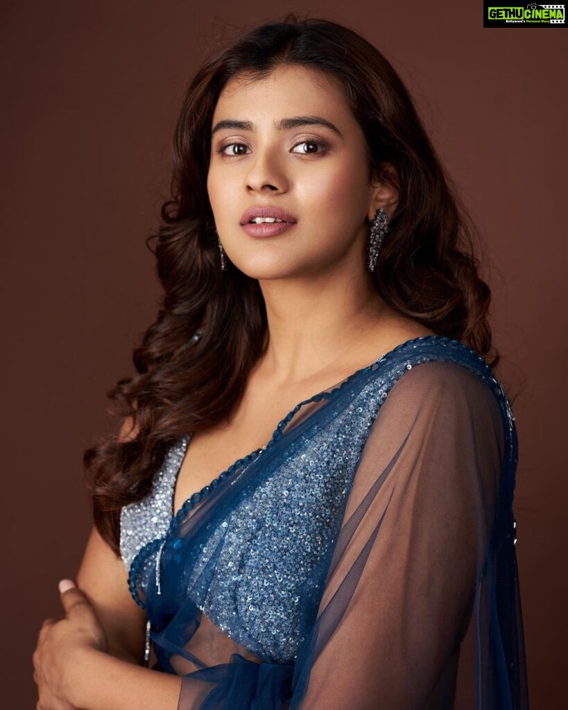 Actress Hebah Patel HD Instagram Photos and Wallpapers August 2022 ...