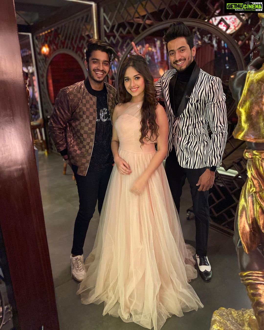 Actress Jannat Zubair Rahmani HD Instagram Photos and Wallpapers ...