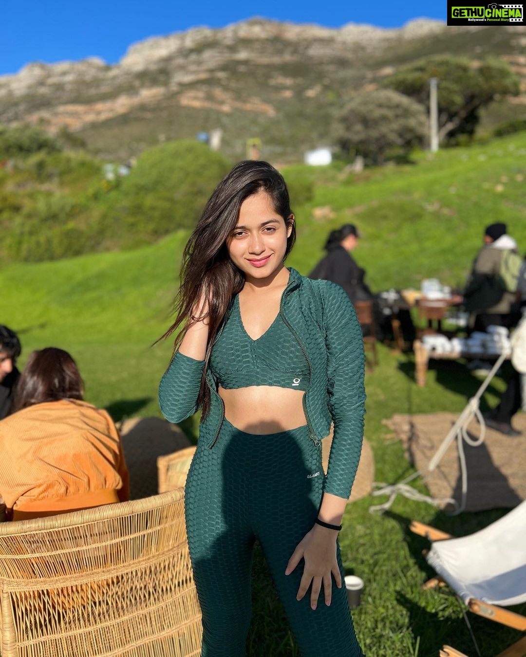 Actress Jannat Zubair Rahmani HD Photos and Wallpapers June 2022 ...