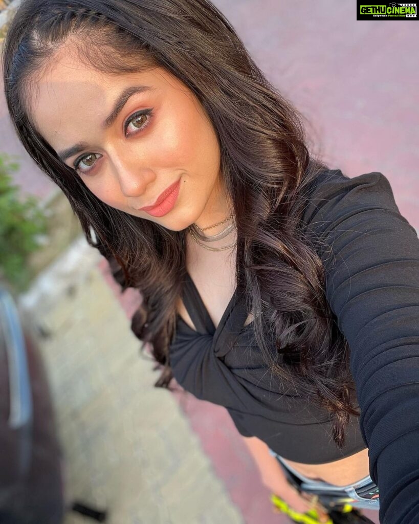 Actress Jannat Zubair Rahmani HD Photos and Wallpapers October 2021 ...
