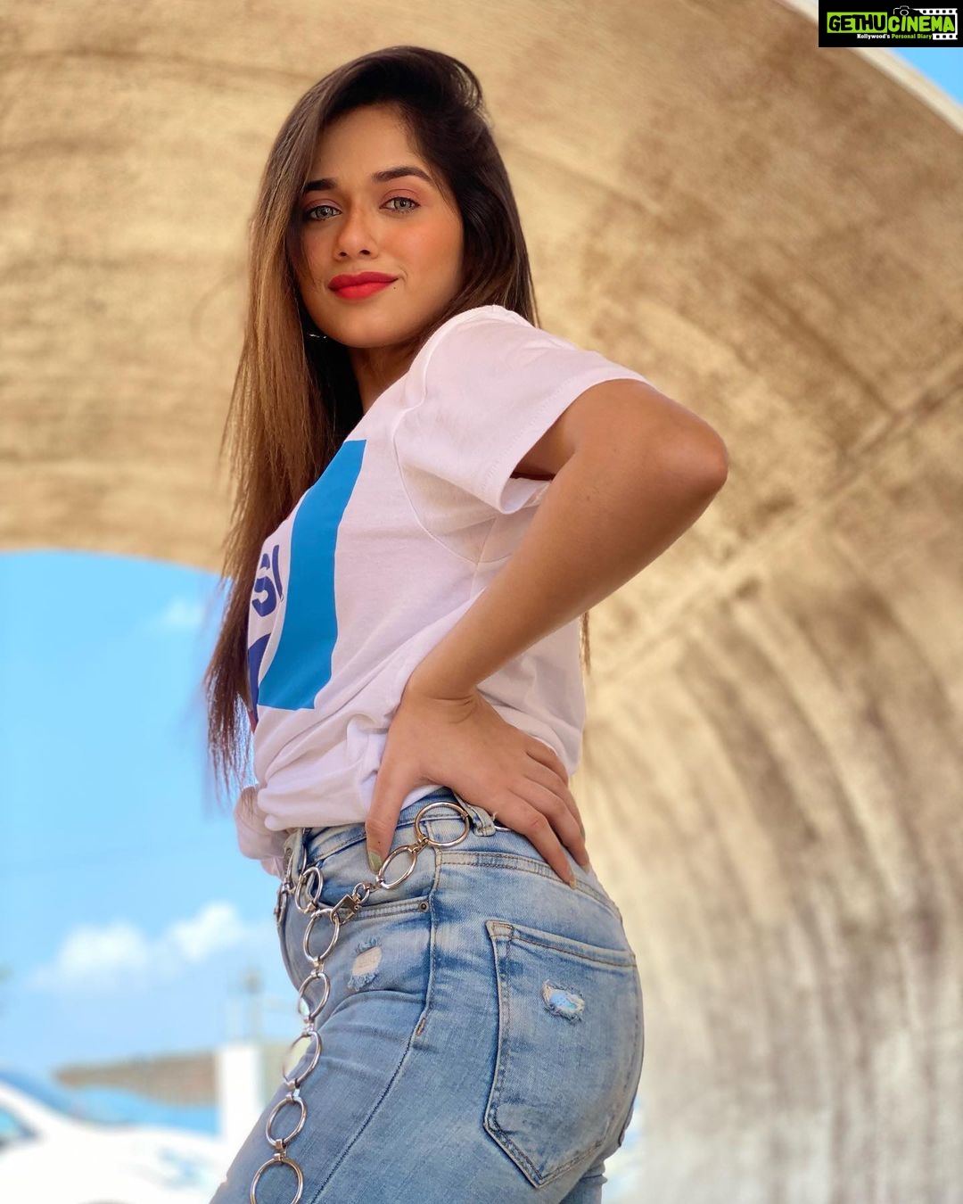 Actress Jannat Zubair Rahmani HD Photos and Wallpapers October 2021 ...