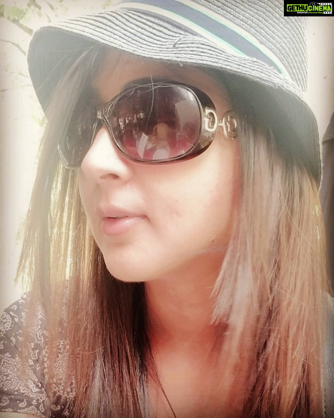 Kaniha Instagram – Was pondering,wondering how phones have taken over ...