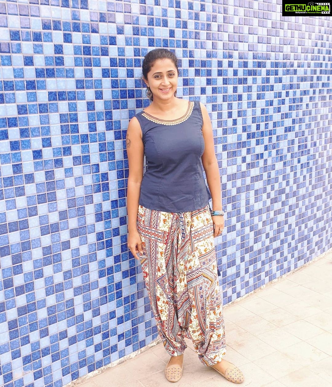 Actress Kaniha HD Photos and Wallpapers June 2020 | Gethu Cinema