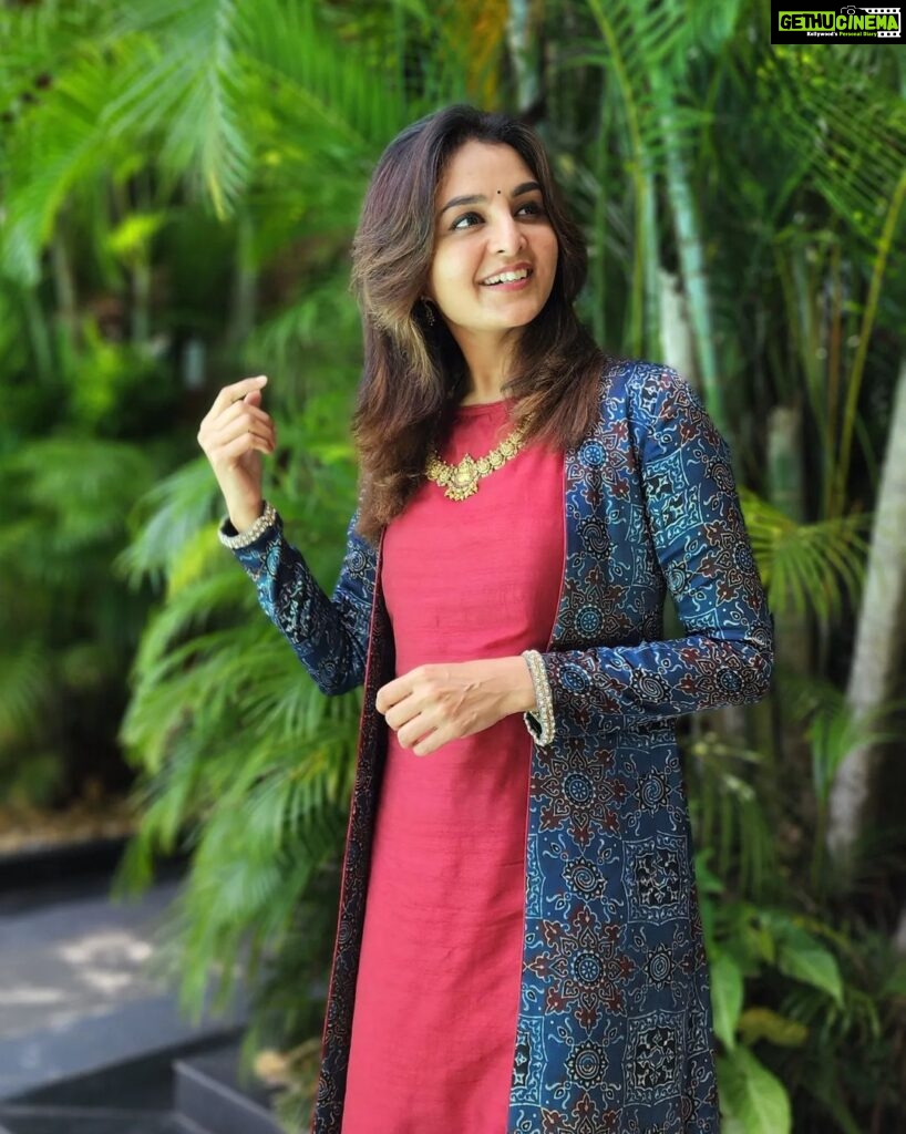 Manju Warrier Instagram - Vellaripattanam in Cinemas September 2022 ...