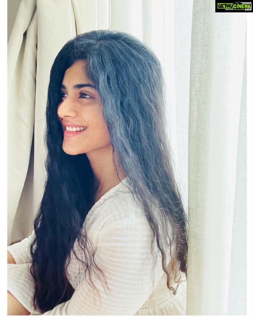 Actress Megha Akash HD Instagram Photos and Wallpapers August 2022 ...