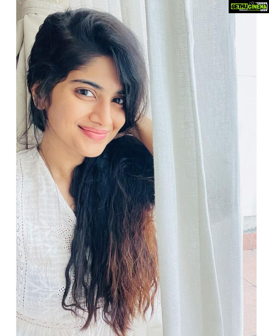 Actress Megha Akash HD Instagram Photos and Wallpapers August 2022 ...