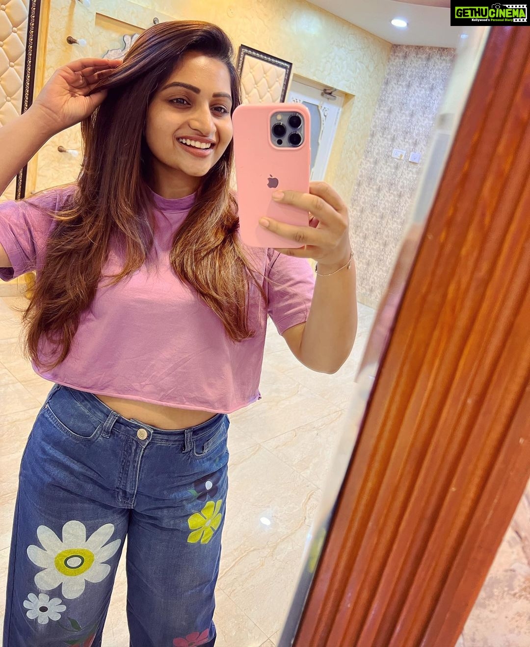 Nakshathra Nagesh Instagram – Finally got my husband back! 😋 #selfcare ...