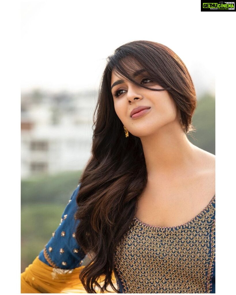Actress Samyuktha Menon HD Instagram Photos and Wallpapers August 2022 ...
