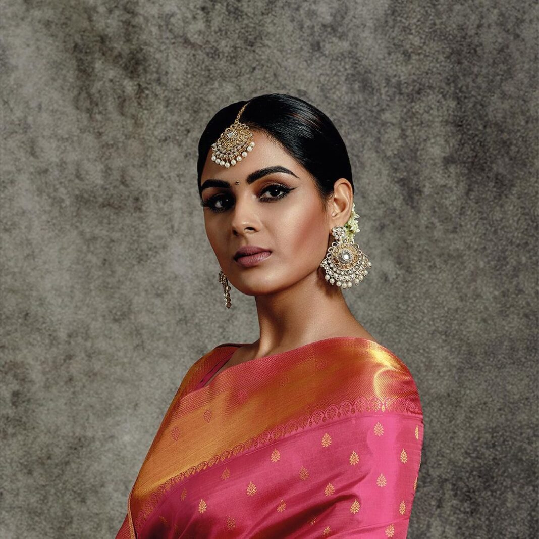 Samyuktha Menon Instagram - Every sari tells a story. Of the vast ...