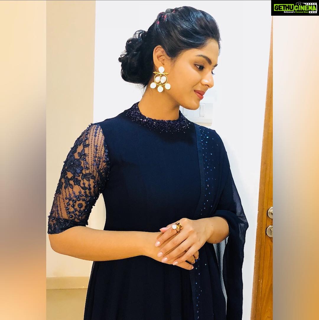 Samyuktha Menon Instagram – From yesterday’s 😊 styled by @amrutha_c_r ...
