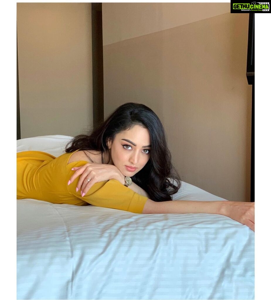 Actress Sandeepa Dhar HD Instagram Photos and Wallpapers November 2020 ...