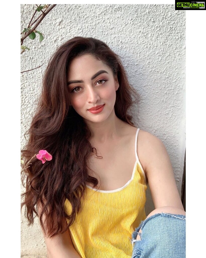 Sandeepa Dhar Instagram - Mother’s, They always have your back no ...