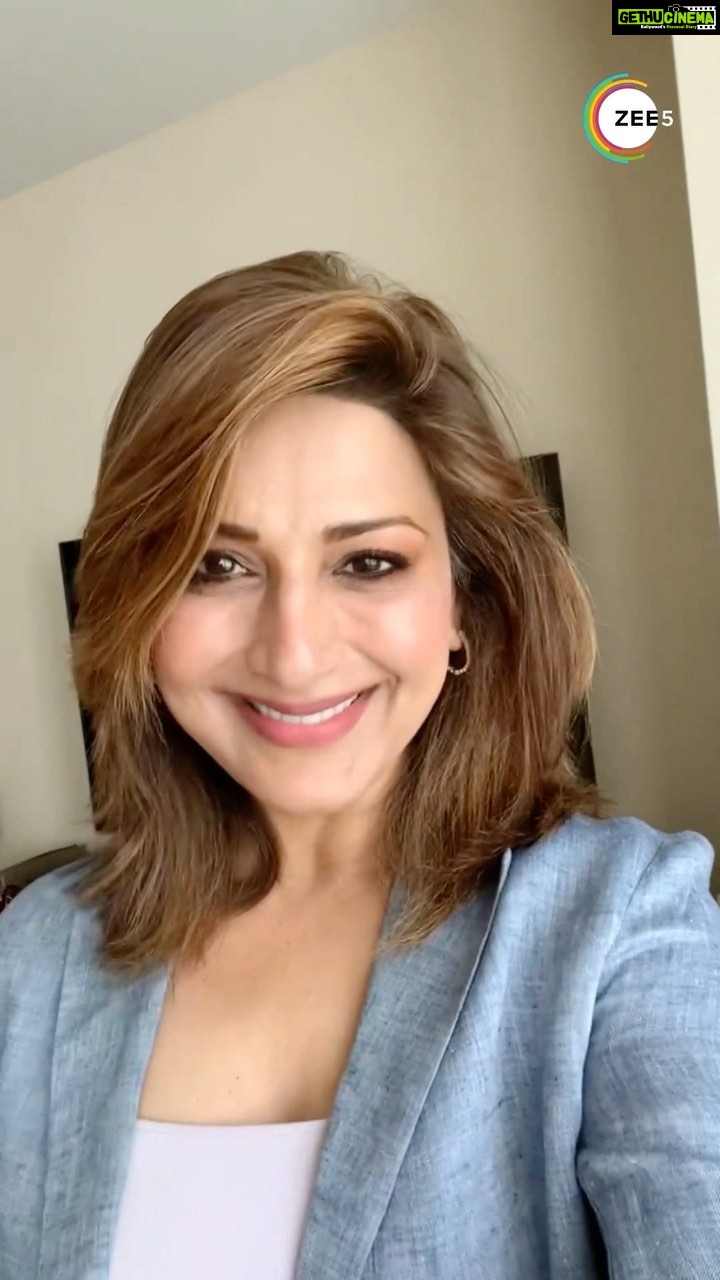 Sonali Bendre Instagram – Hello America 🇺🇸 It’s time for the #ZEE5xPatelBrothers event in New ...