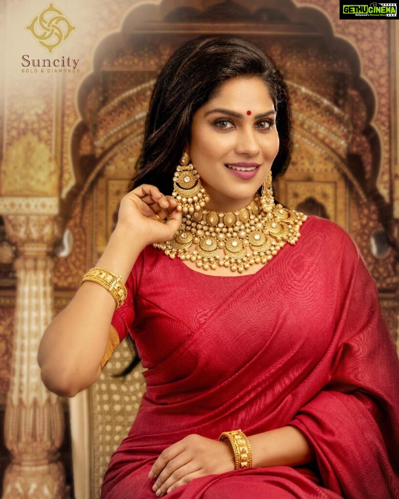 Actress Swasika HD Instagram Photos and Wallpapers October 2021 | Gethu ...
