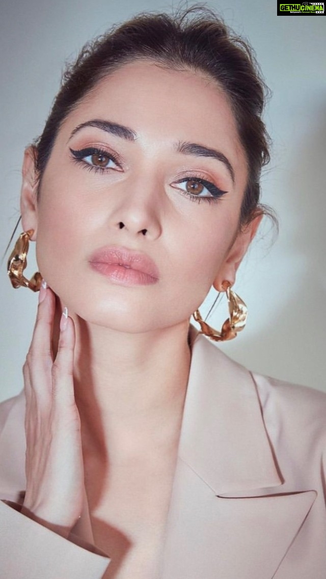 Tamannaah Instagram – #repost @vogueindia Get date-night ready with ...