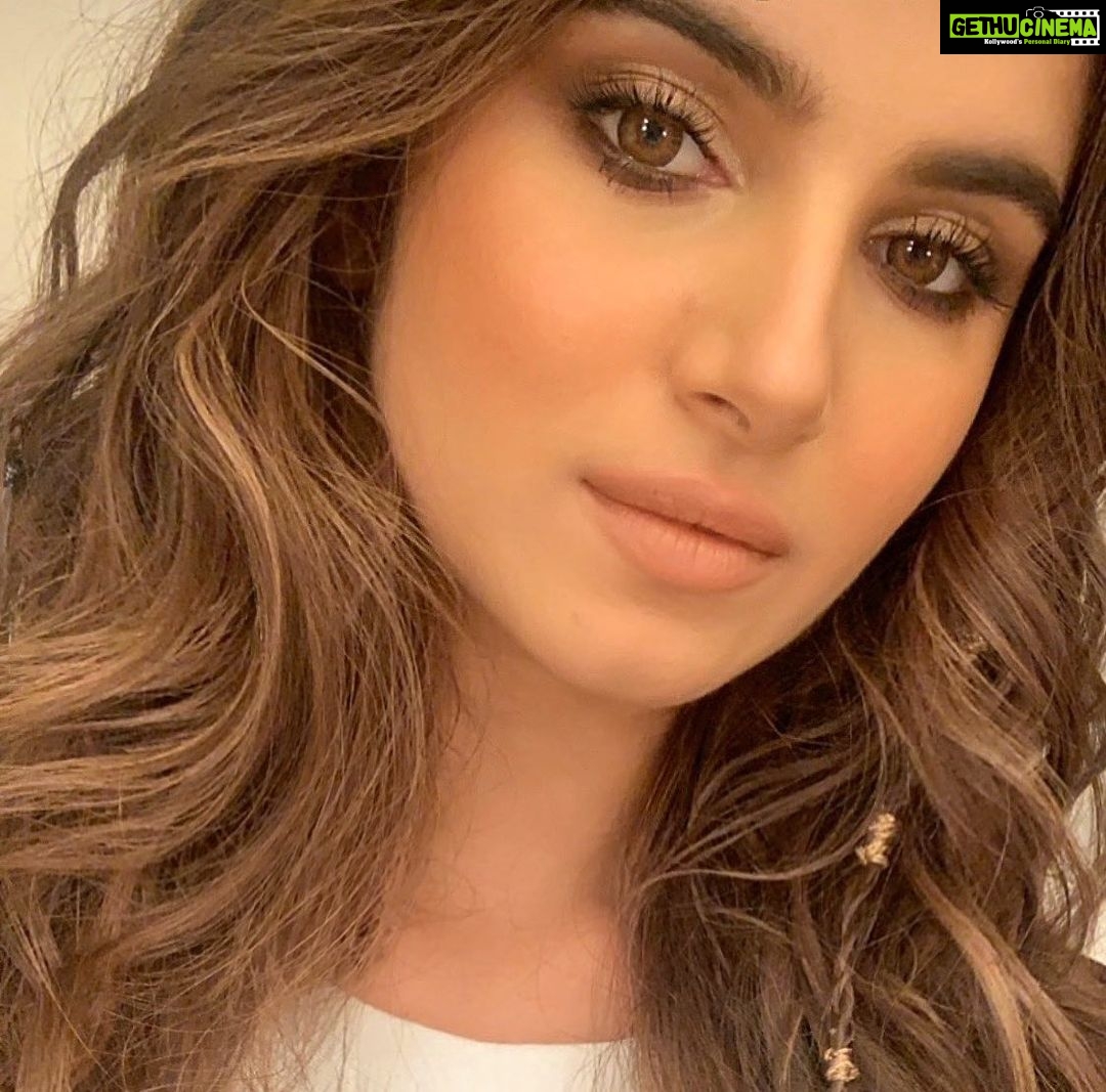 Tara Sutaria Instagram – Back in the bay🌸 | Gethu Cinema