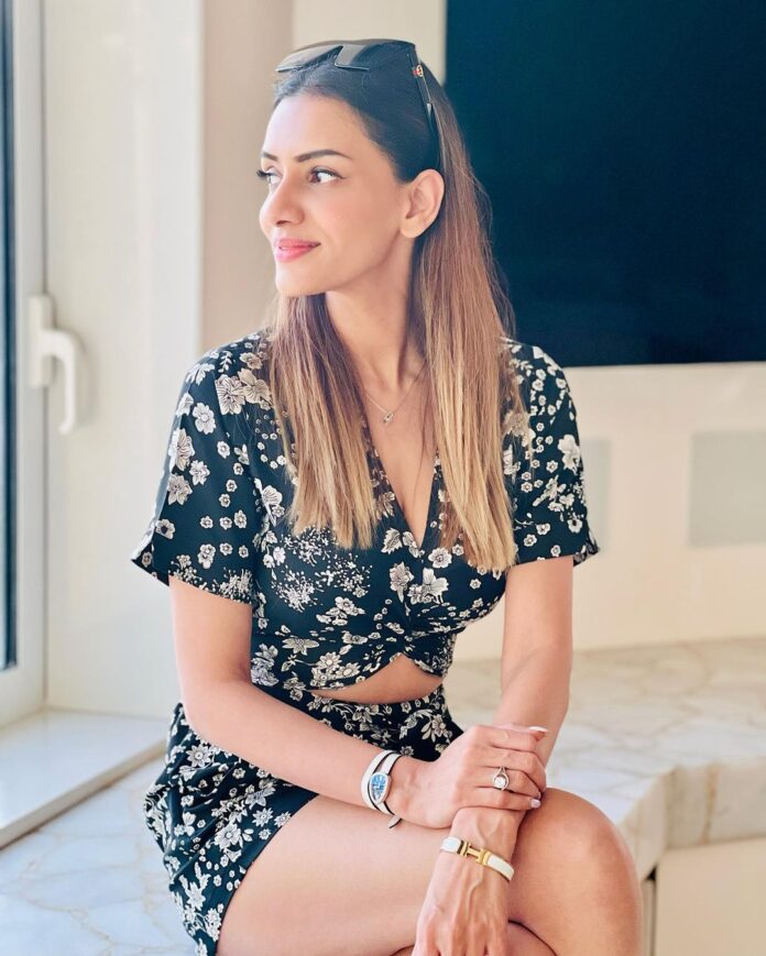 Actress Smriti Khanna Latest Photos Collection | Gethu Cinema