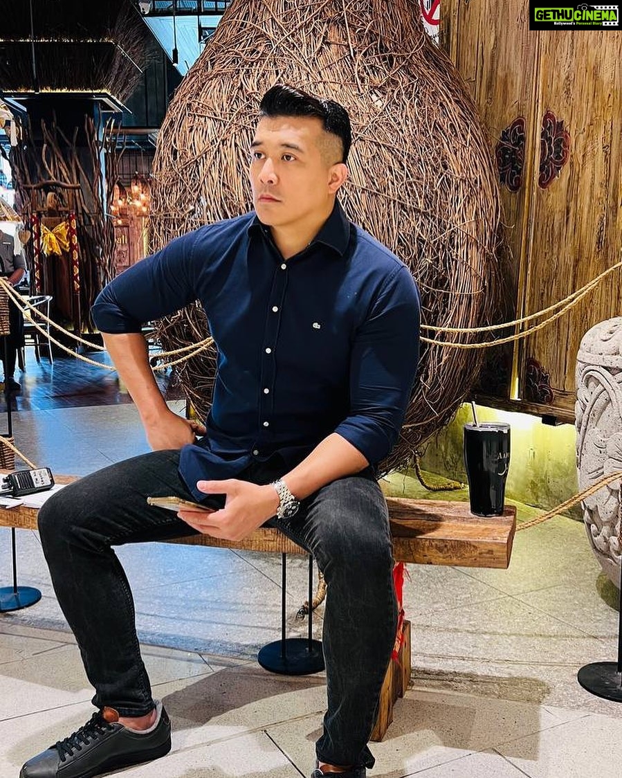 Actor Aaron Aziz HD Photos and Wallpapers September 2022 - Gethu Cinema