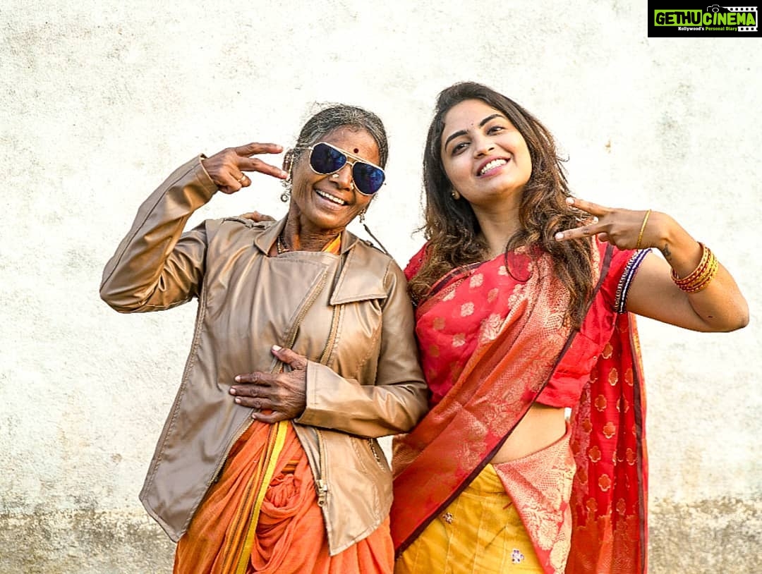 Alekhya Harika Instagram – Conversation Harika : gangava manchi pose ...