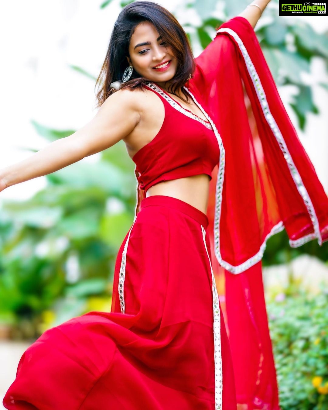 Actress Alekhya Harika HD Instagram Photos and Wallpapers February 2022 ...