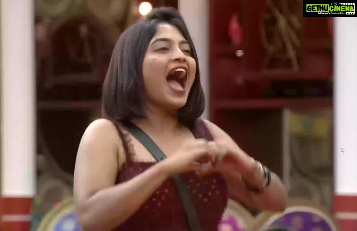 Alekhya Harika Instagram – Anna, Harika Cute Vundhi – Nagarjuna @vamshi ...