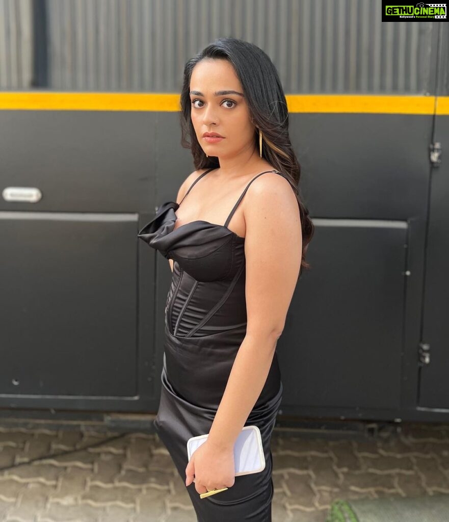 Actress Apoorva Arora HD Photos and Wallpapers July 2022 | Gethu Cinema