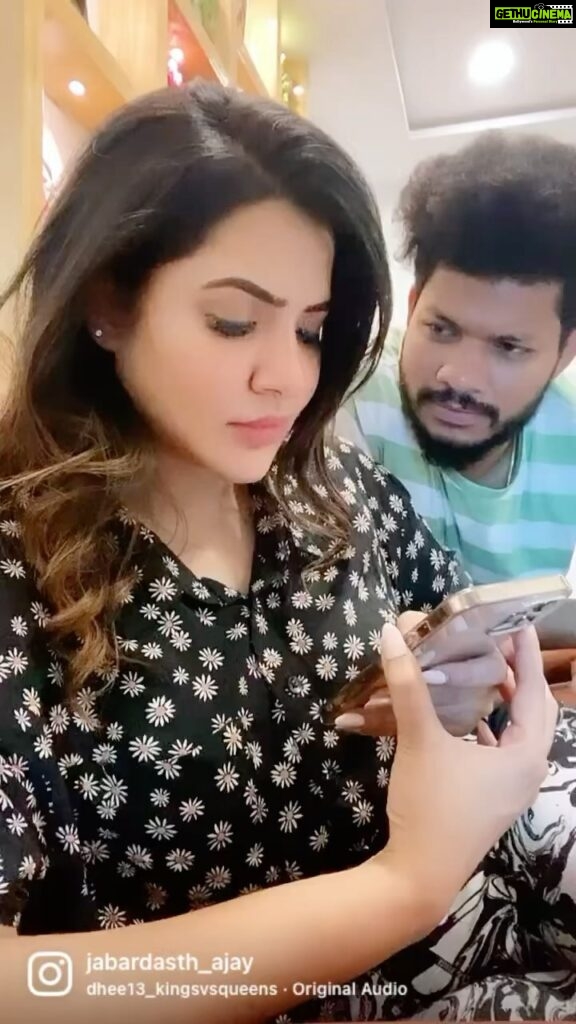 Ashu Reddy Instagram – Happy birthday 😂 @jabardasth_avinash ️ that was ...