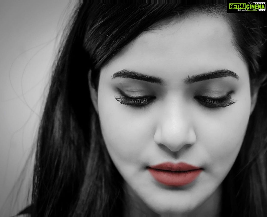 Ashu Reddy Instagram – Never regret your decisions, when you look down ...