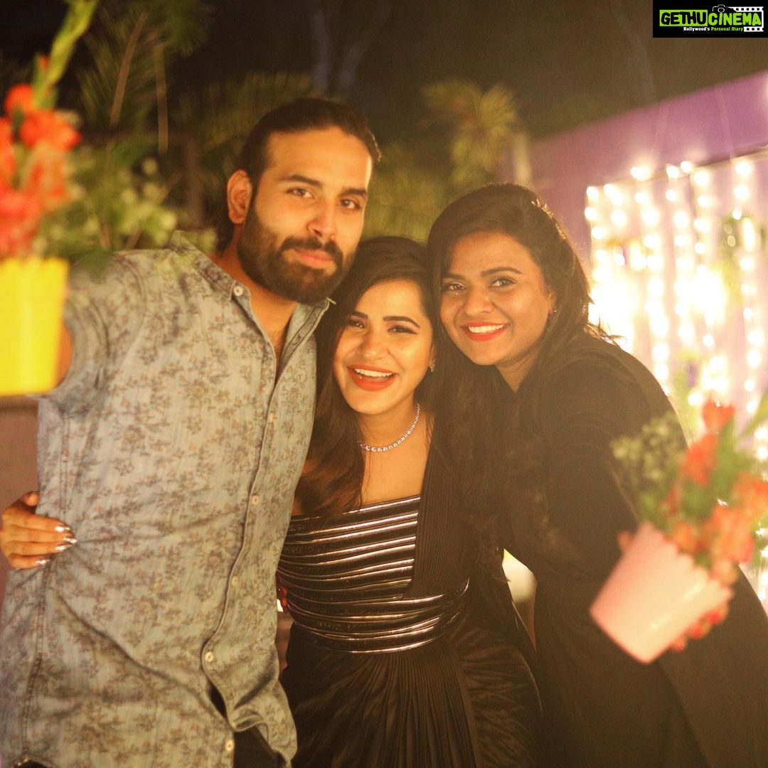 Ashu Reddy Instagram – One of the most memorable day in my life so far ...