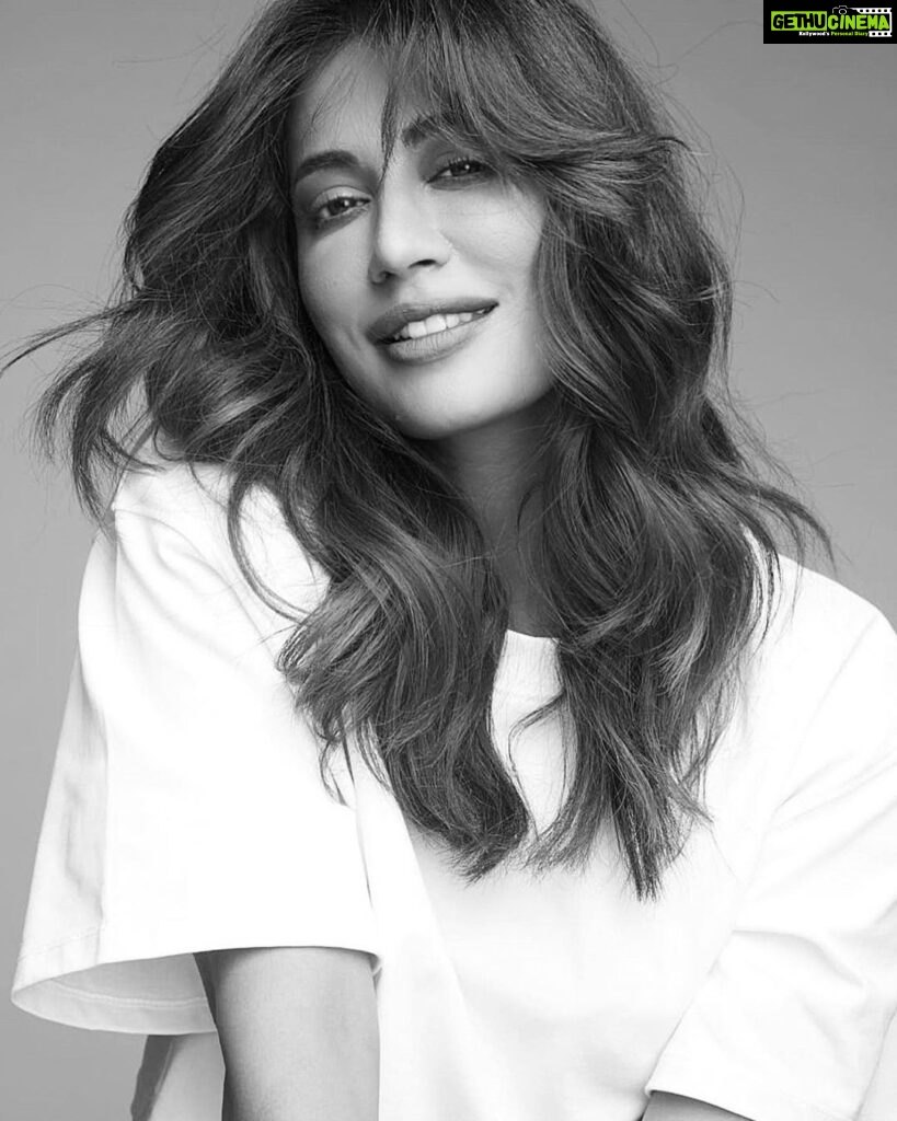 Actress Chitrangada Singh HD Photos and Wallpapers October 2022 - Gethu ...