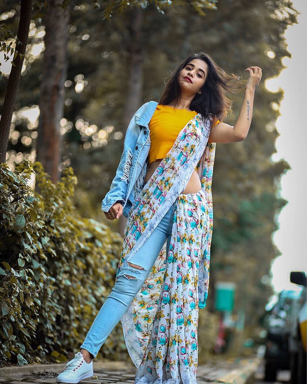 Actress Deepthi Sunaina HD Photos and Wallpapers October 2019 - Gethu ...