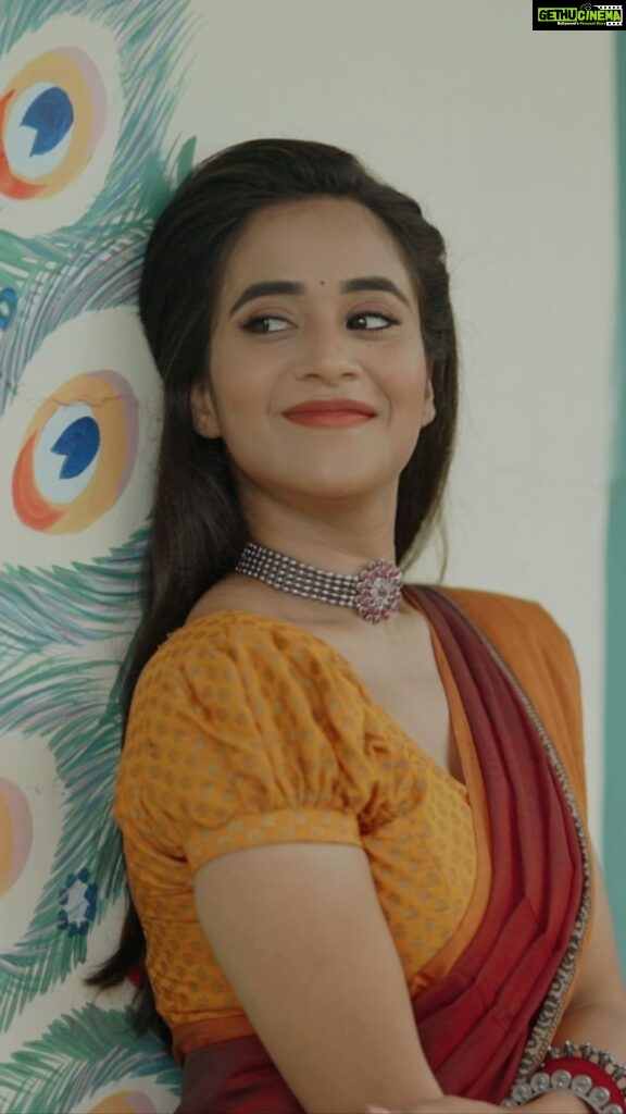 Actress Deepthi Sunaina HD Instagram Photos and Wallpapers September ...