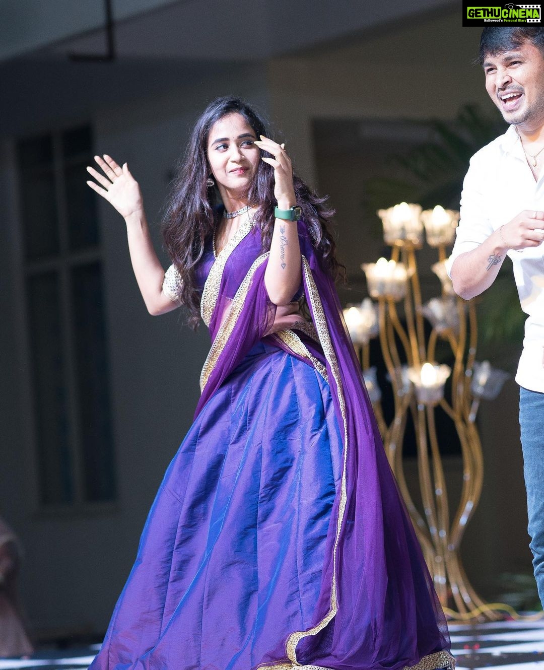 Actress Deepthi Sunaina HD Instagram Photos and Wallpapers June 2022 ...