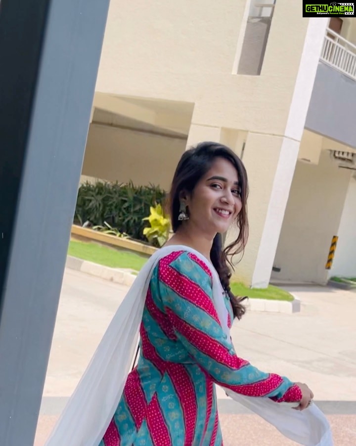 Deepthi Sunaina Instagram – Showing off my fav outfit from # ...