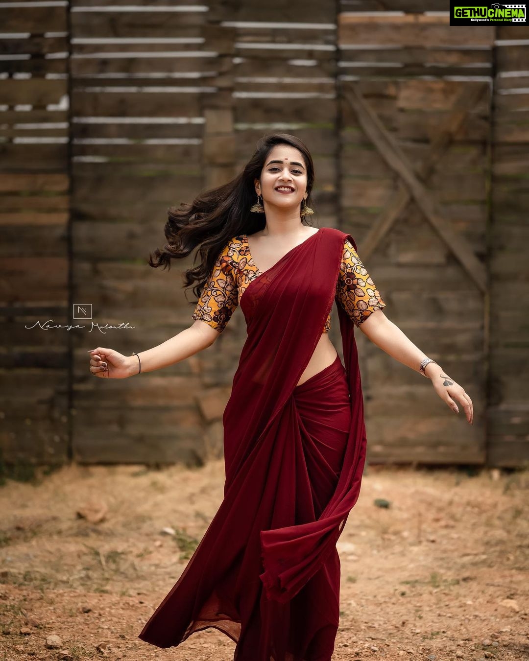 Deepthi Sunaina Instagram – Self love has no heartbreaks 🤓 ...