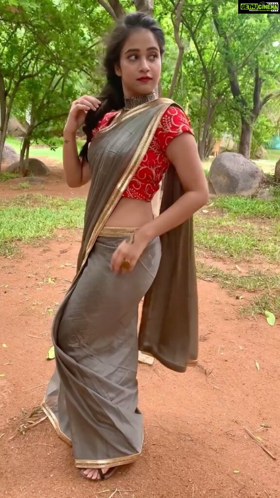 Actress Deepthi Sunaina HD Photos and Wallpapers March 2021 | Gethu Cinema