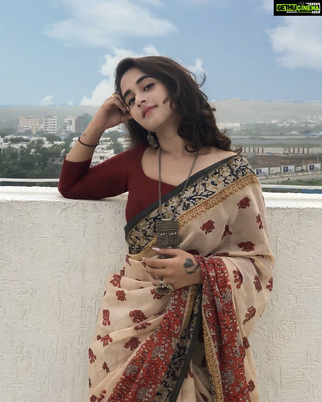 Deepthi Sunaina Instagram – Find your inner peace and heal your soul 🙂 ...