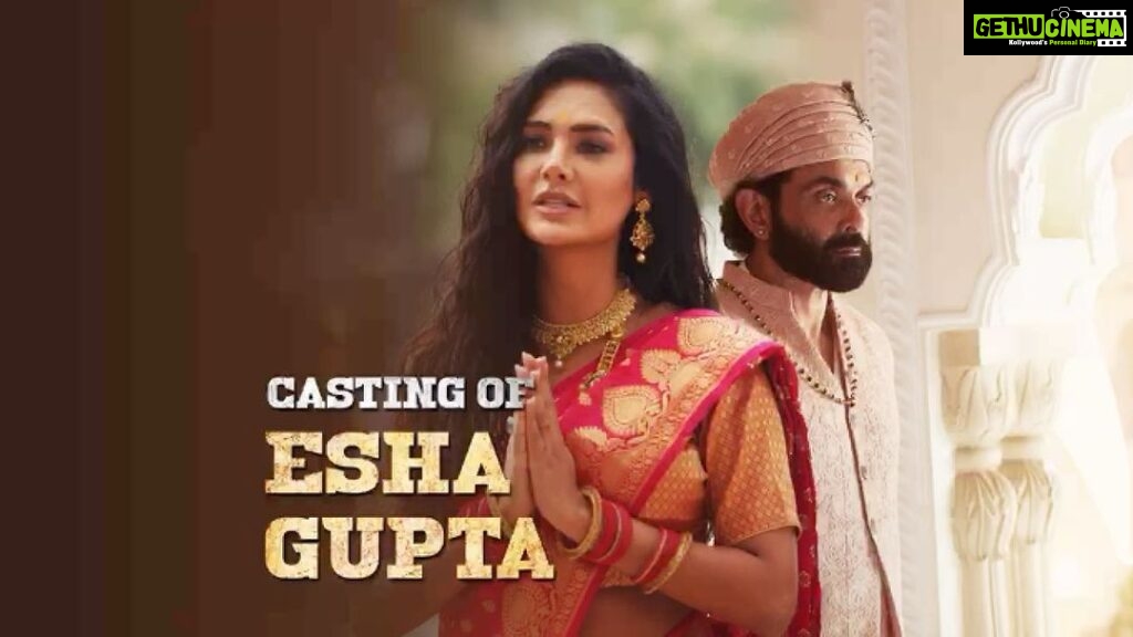 Actress Esha Gupta HD Photos and Wallpapers June 2022 - Gethu Cinema