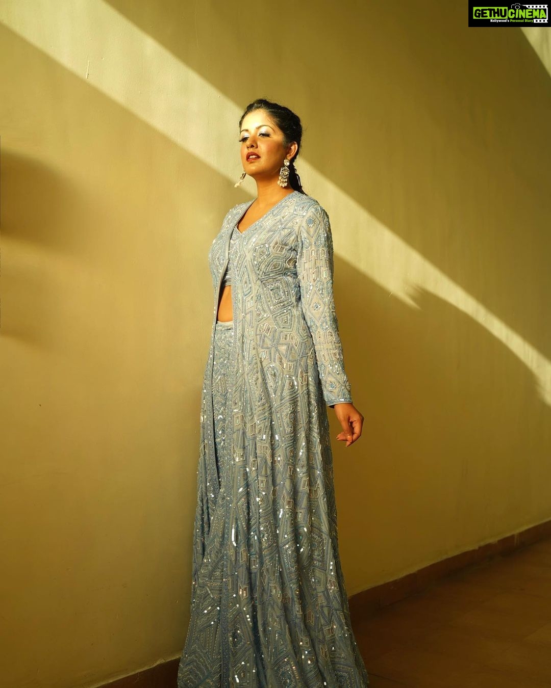 Ishita Dutta Instagram – Navratri ke Navrang Episode 3: Neela The ...