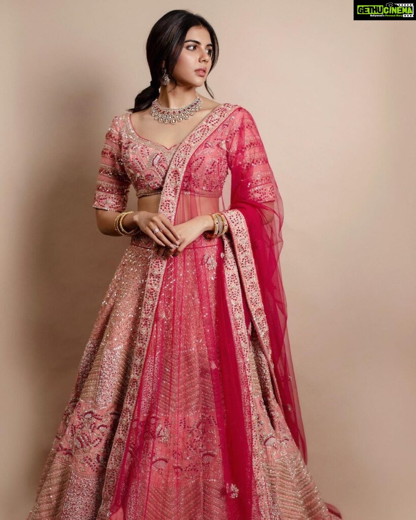 Actress Kalyani Priyadarshan HD Photos and Wallpapers October 2022 ...