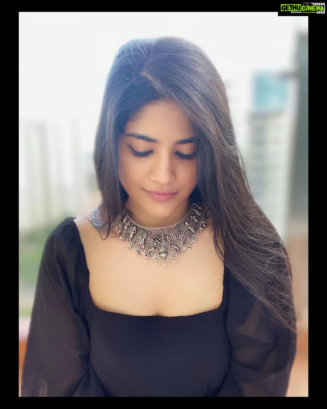 Actress Megha Akash HD Instagram Photos and Wallpapers October 2022 ...