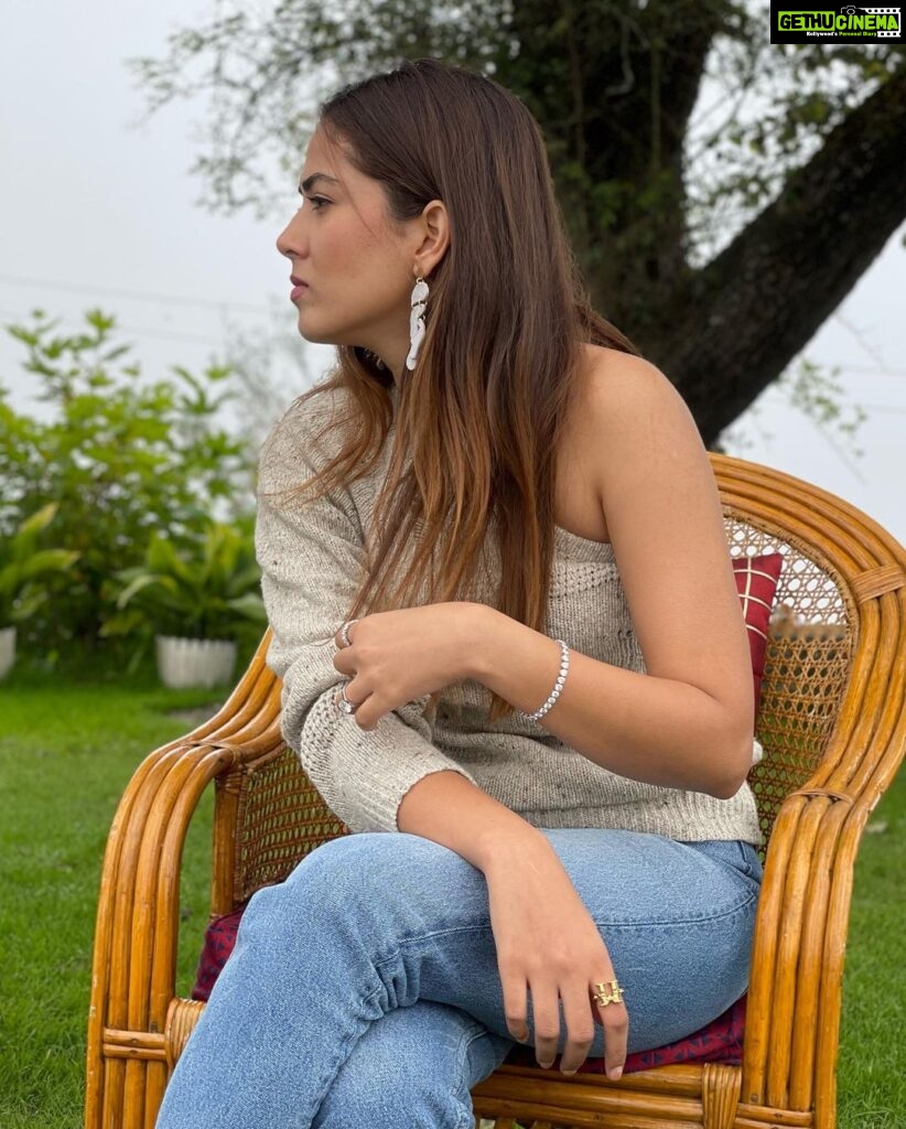 Actress Mira Rajput HD Instagram Photos and Wallpapers October 2021 ...