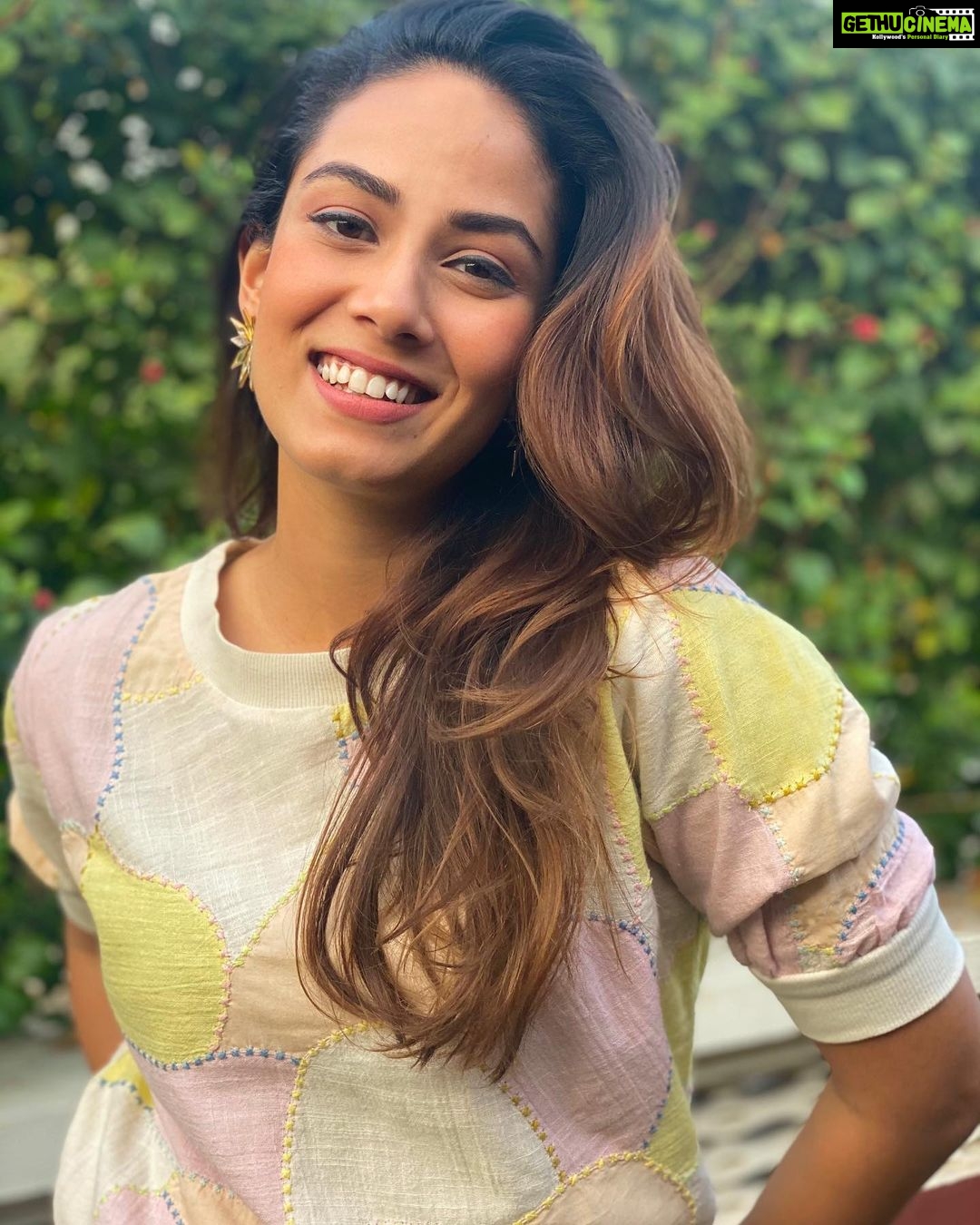 Mira Rajput Instagram – Joie de vivre 🍦 | Gethu Cinema