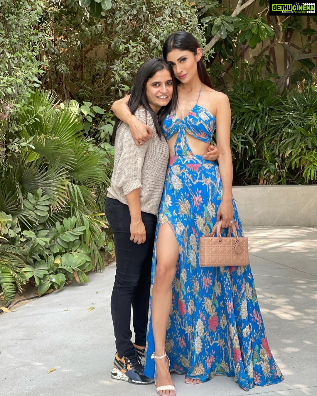 Mouni Roy Instagram – Sunday x Dubai, United Arab Emiratesدبي | Gethu ...