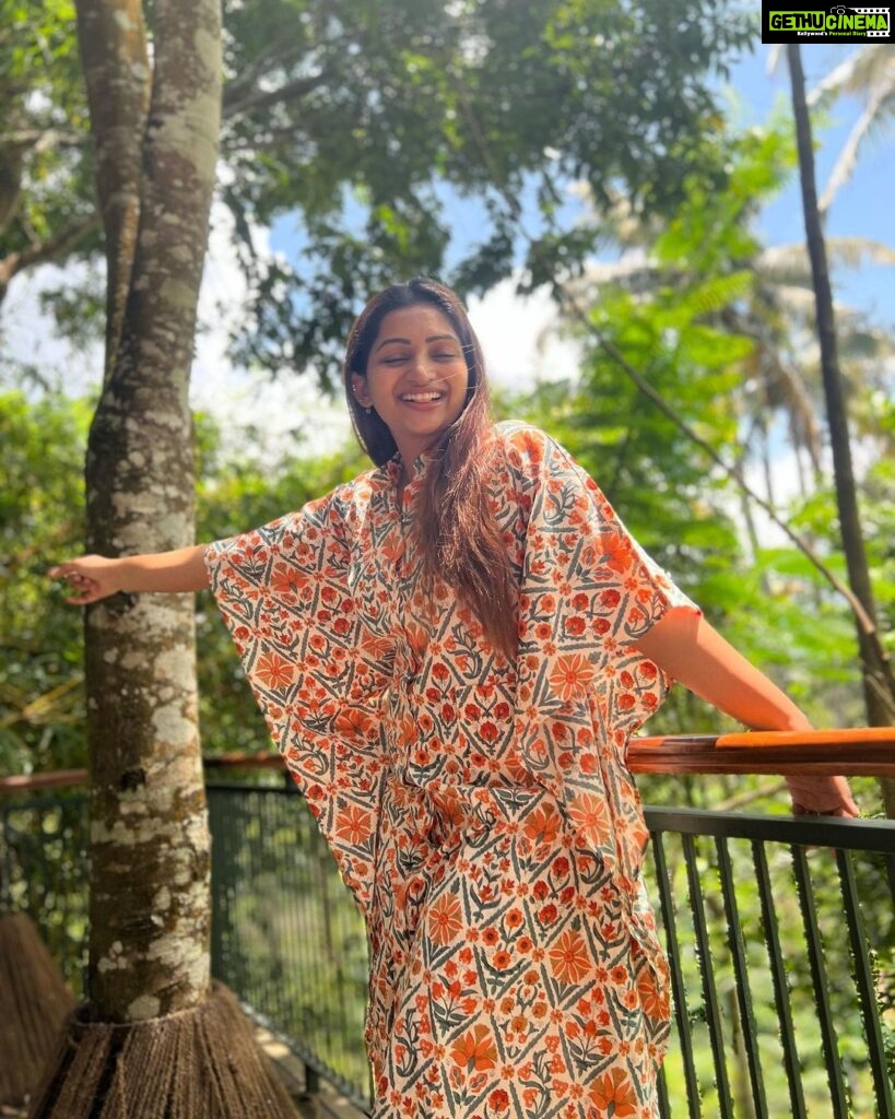 Actress Nakshathra Nagesh HD Instagram Photos and Wallpapers September ...