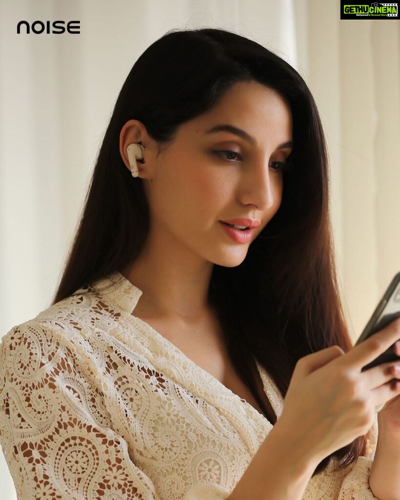 Nora Fatehi Instagram - Part 2 official vlog of Chhor Denge out NOW on ...